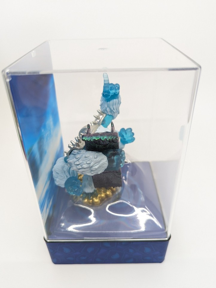 Skylanders Eon's Elite Collectors with Display Case | eBay