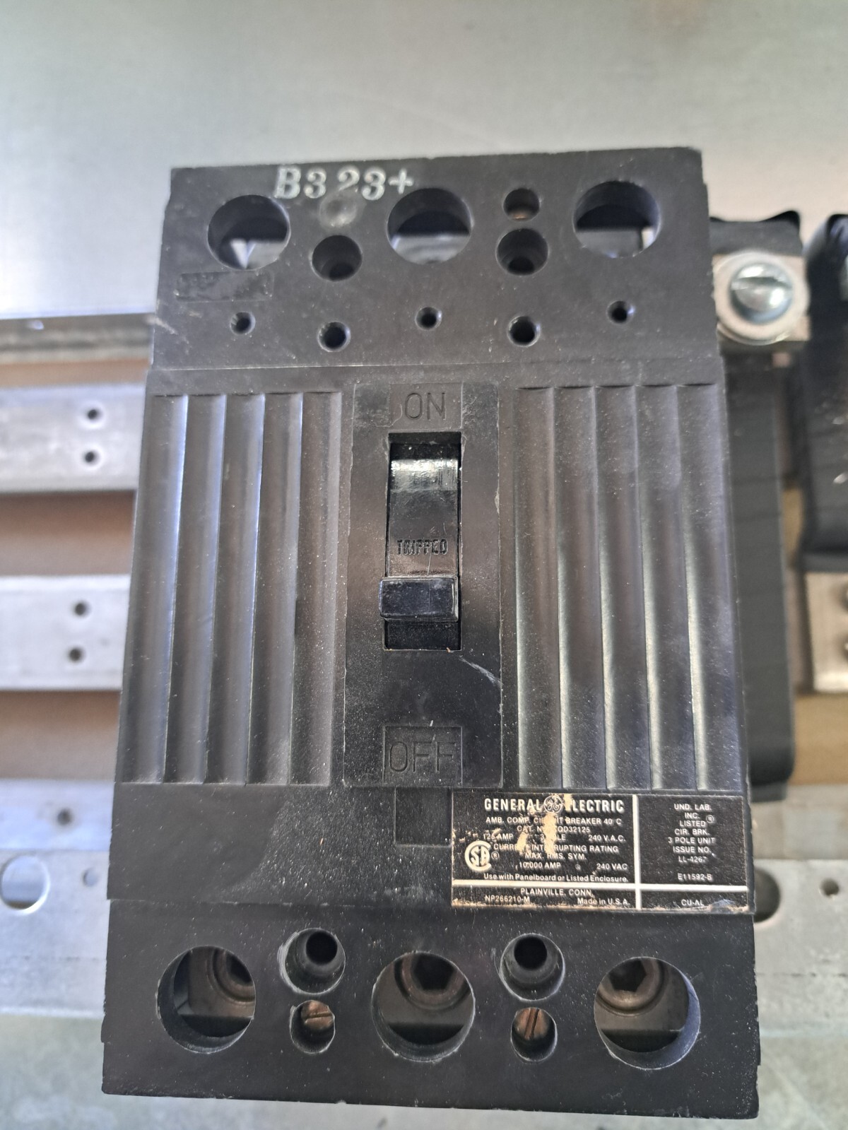 ONE SET OF A B & C PHASE GE NLAB PANEL FINGUERS FOR TQD 150 AMP BREAKER ...
