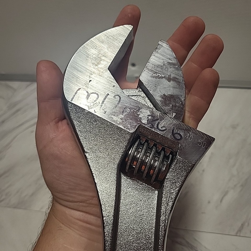 Crescent Adjustable Wrench 18 in Forged Alloy Steel Hex Jaw with ...