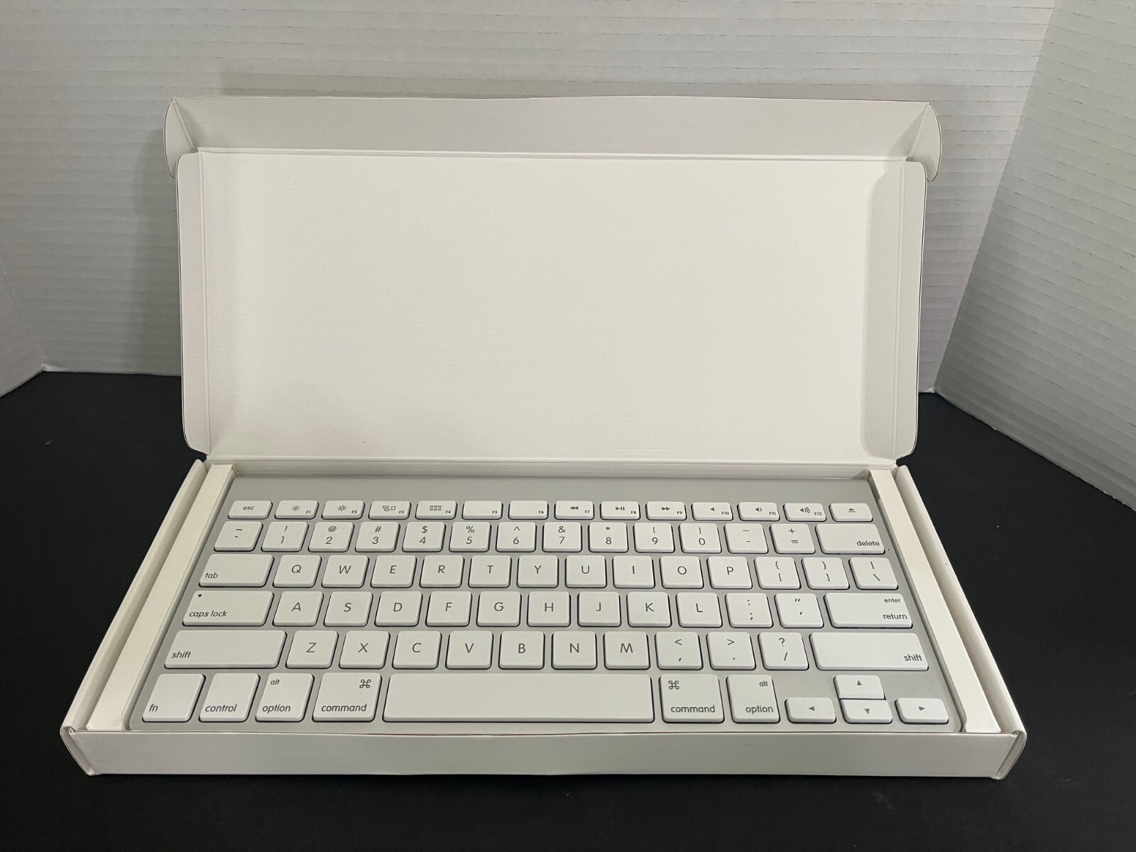 Apple A1314 Wireless Keyboard - MC184LL/B for sale online | eBay