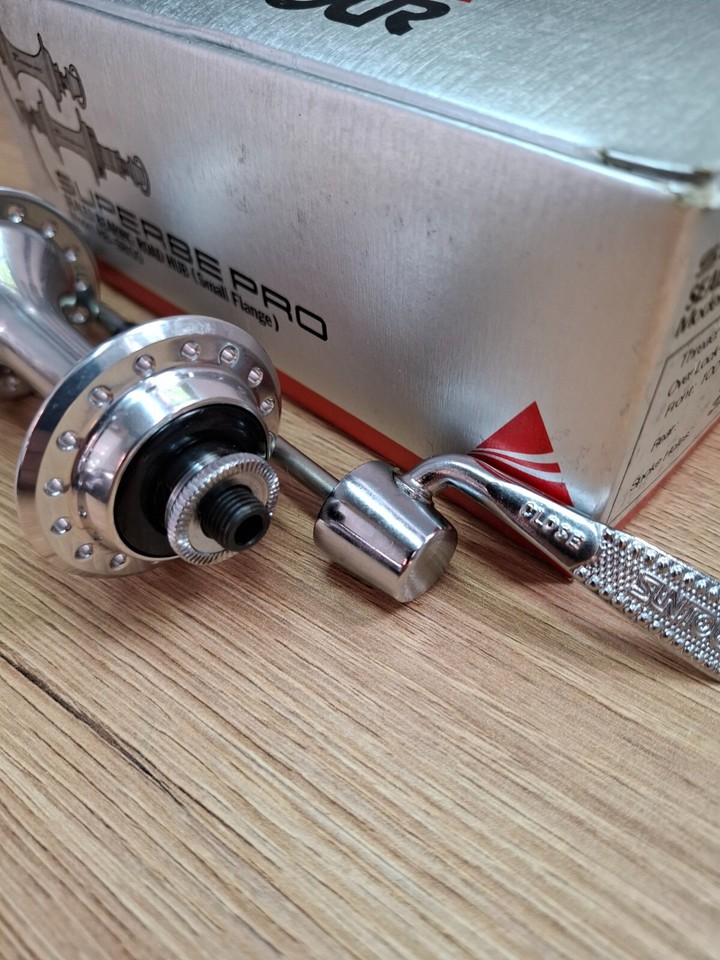 Suntour Retro Parts NIB NOS Superbe Pro Hub Set - Front and Rear Hubs ...
