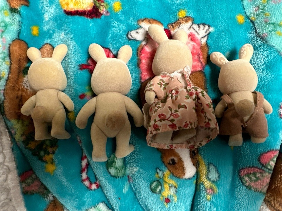 Milk Rabbit Family Sylvanian Families Calico Critters Vintage | eBay