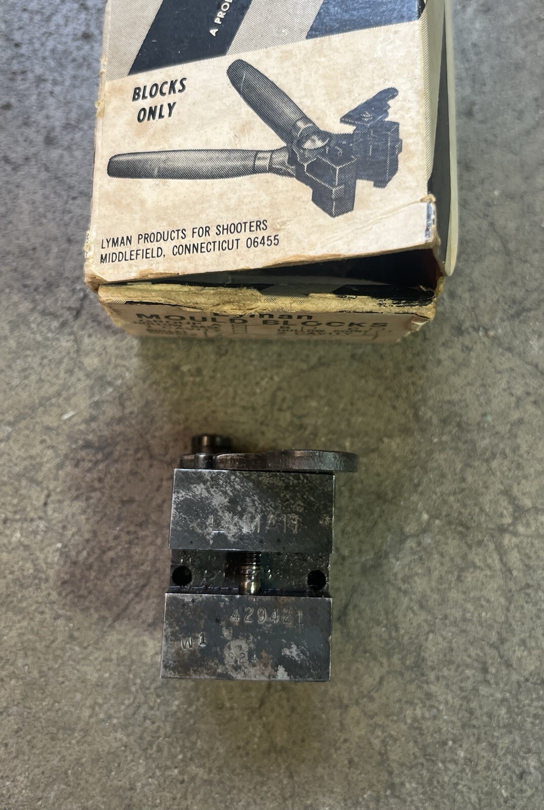 Lyman 429421 2 cavity pistol bullet mold 44 cal 245/gr SWC | eBay