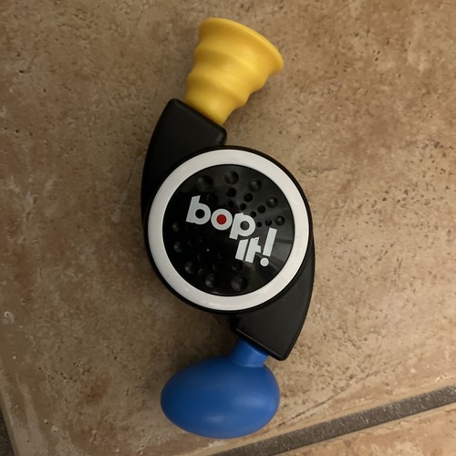 Micro Series Bop It by Hasbro Mini Travel Edition Twist Pull Bop It ...