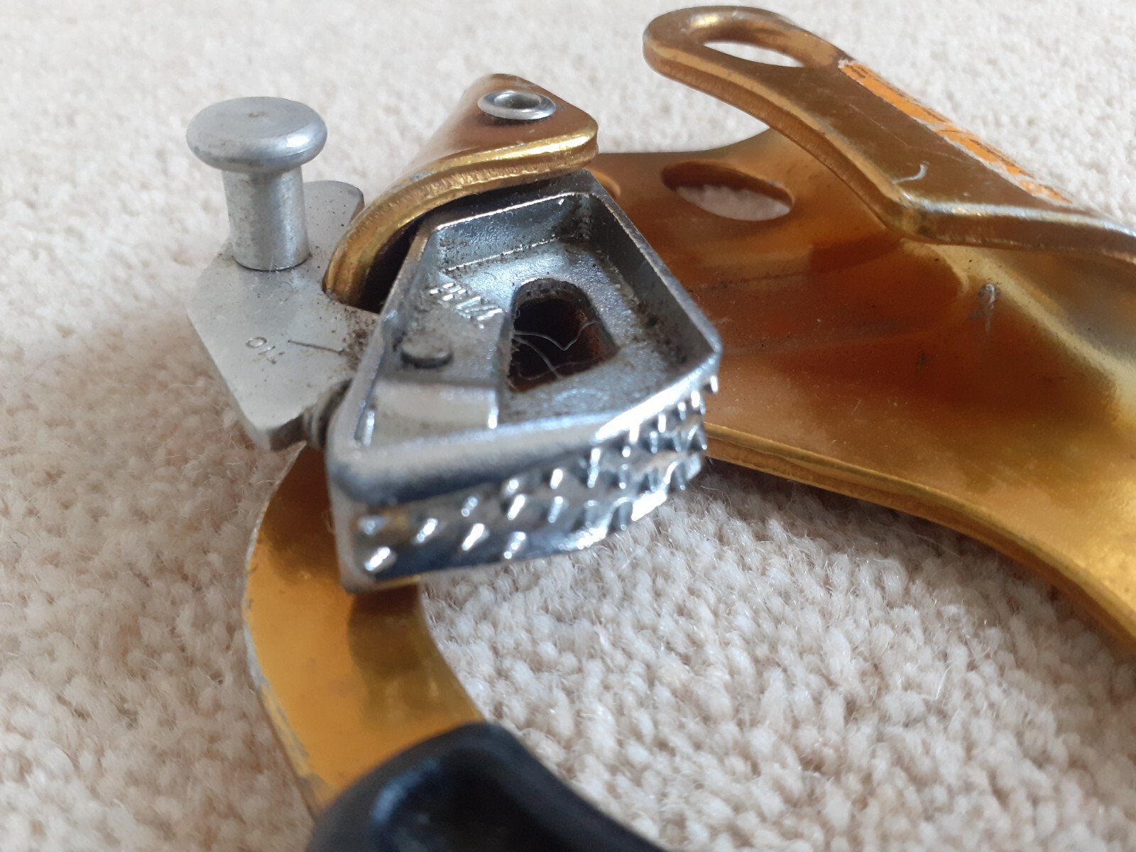 Petzl Ascension hand jammer - left-handed | eBay