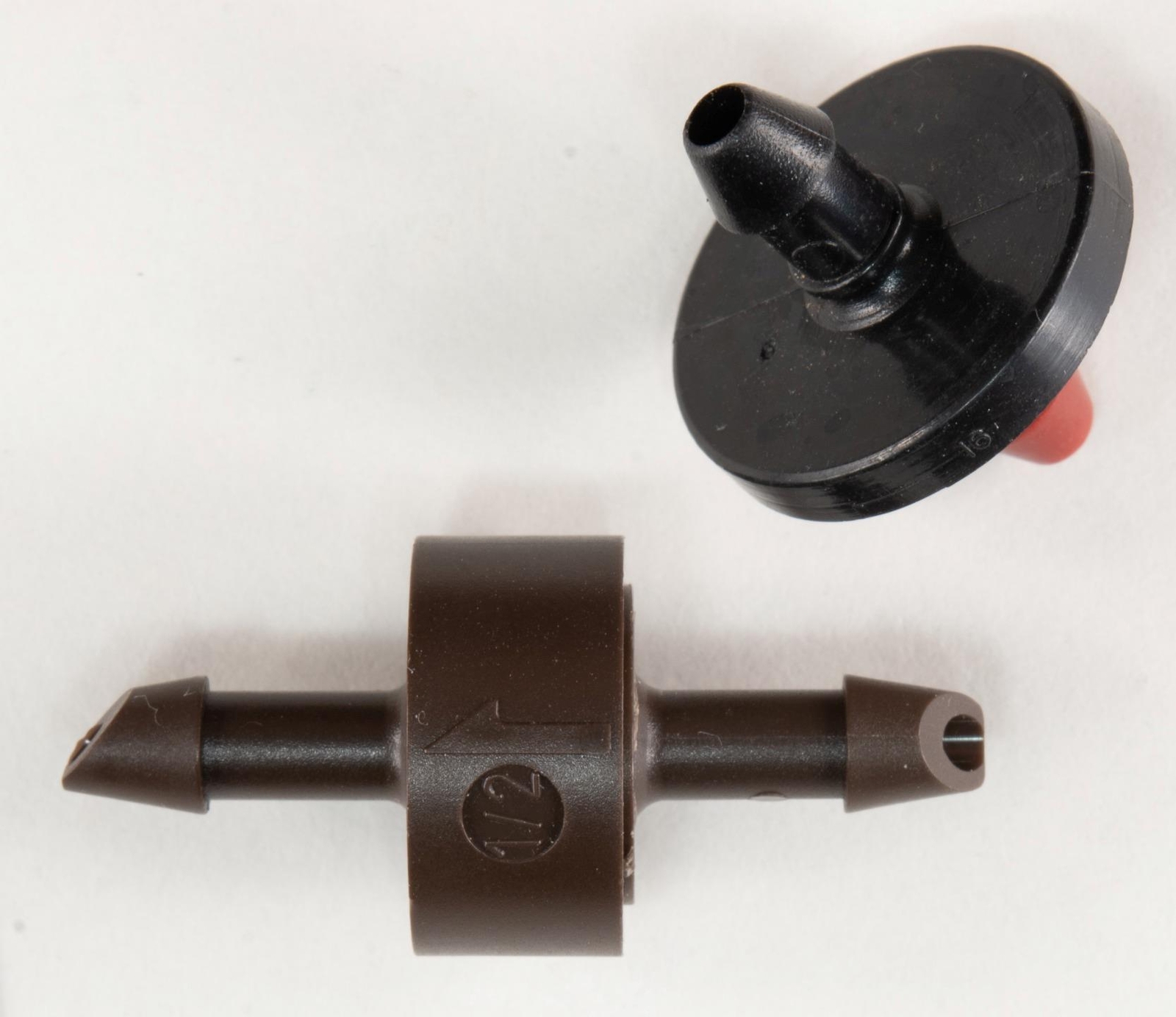 Irrigation 16 Pieces 1/2 Gal Hour Inline Emitter 1/4" Barbs New | eBay