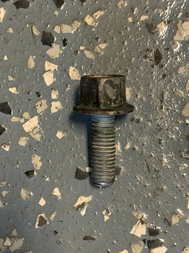 2.4L HYUNDAI REVERSE THREAD BOLT | eBay