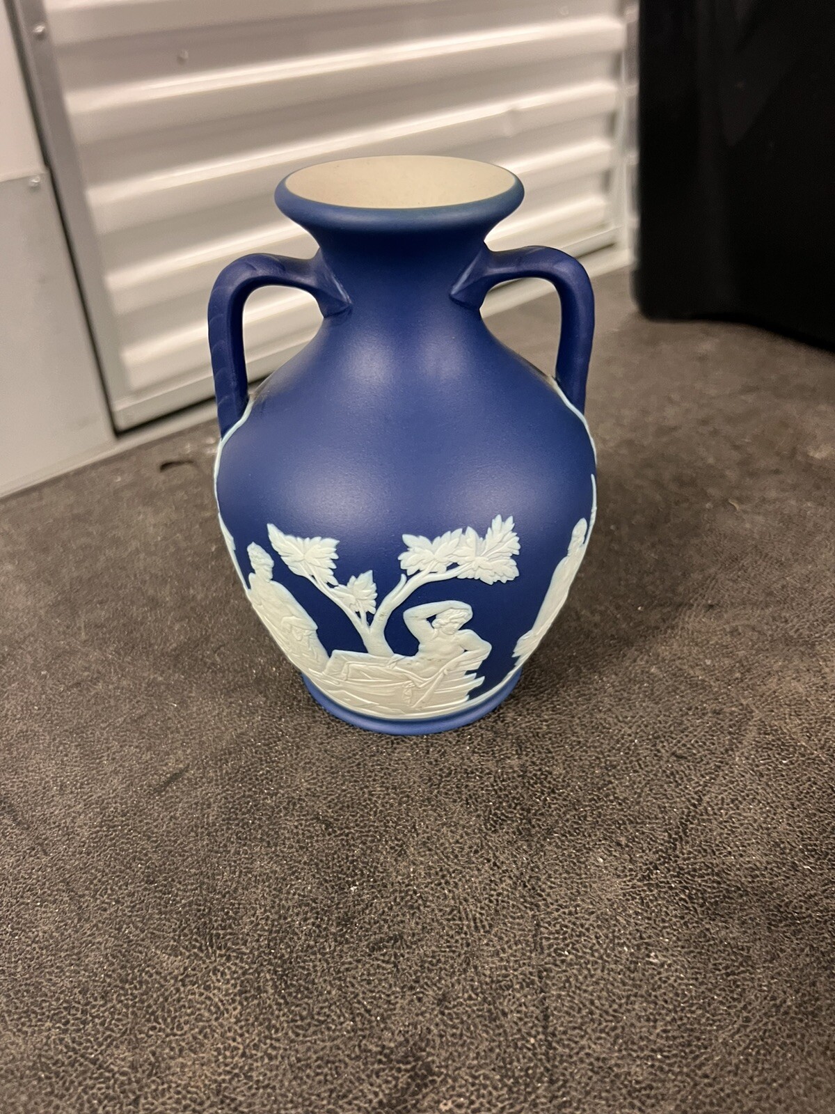 (2) Wedgwood Portland Vases - EXCELLENT Condition! (15cm H) 6” | eBay