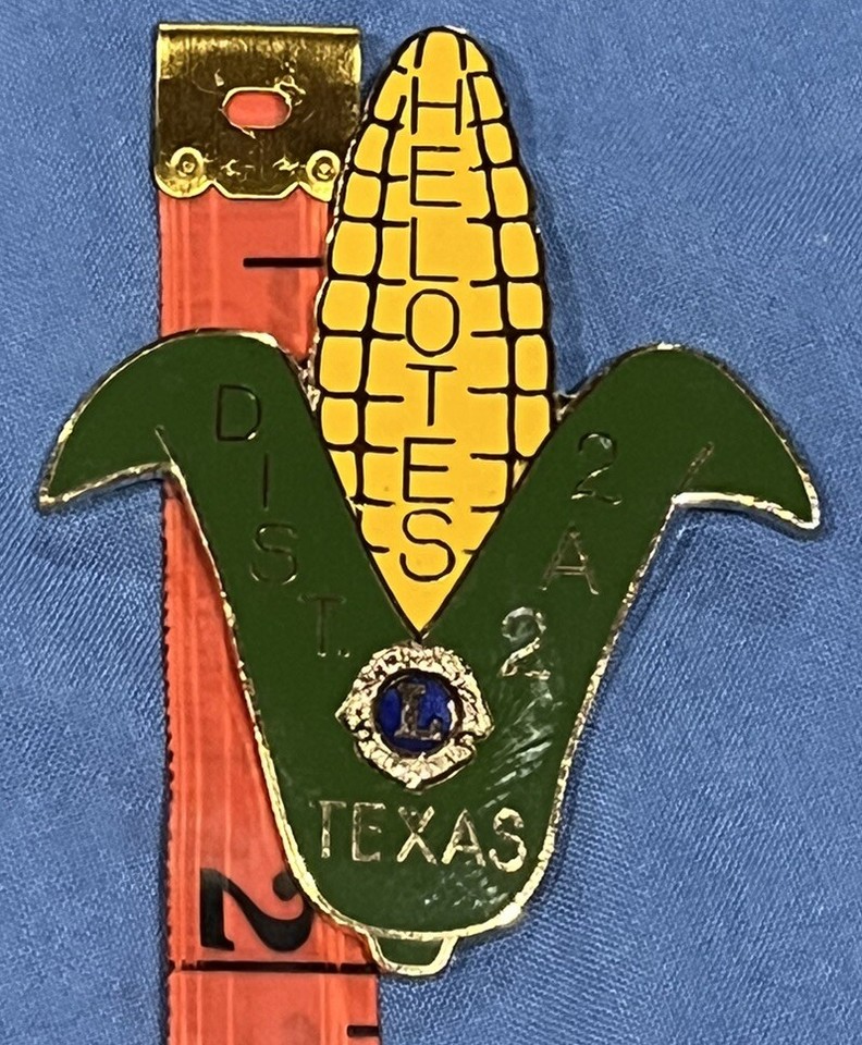 Vintage Lions Club Ear Of Corn Cob Husk Pin District 282 Helotes Texas ...