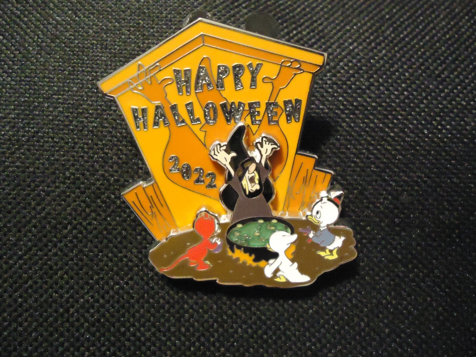 DISNEY HAPPY HALLOWEEN 2022 HUEY DEWEY LOUIE WITH WITCH PIN LIMITED ...