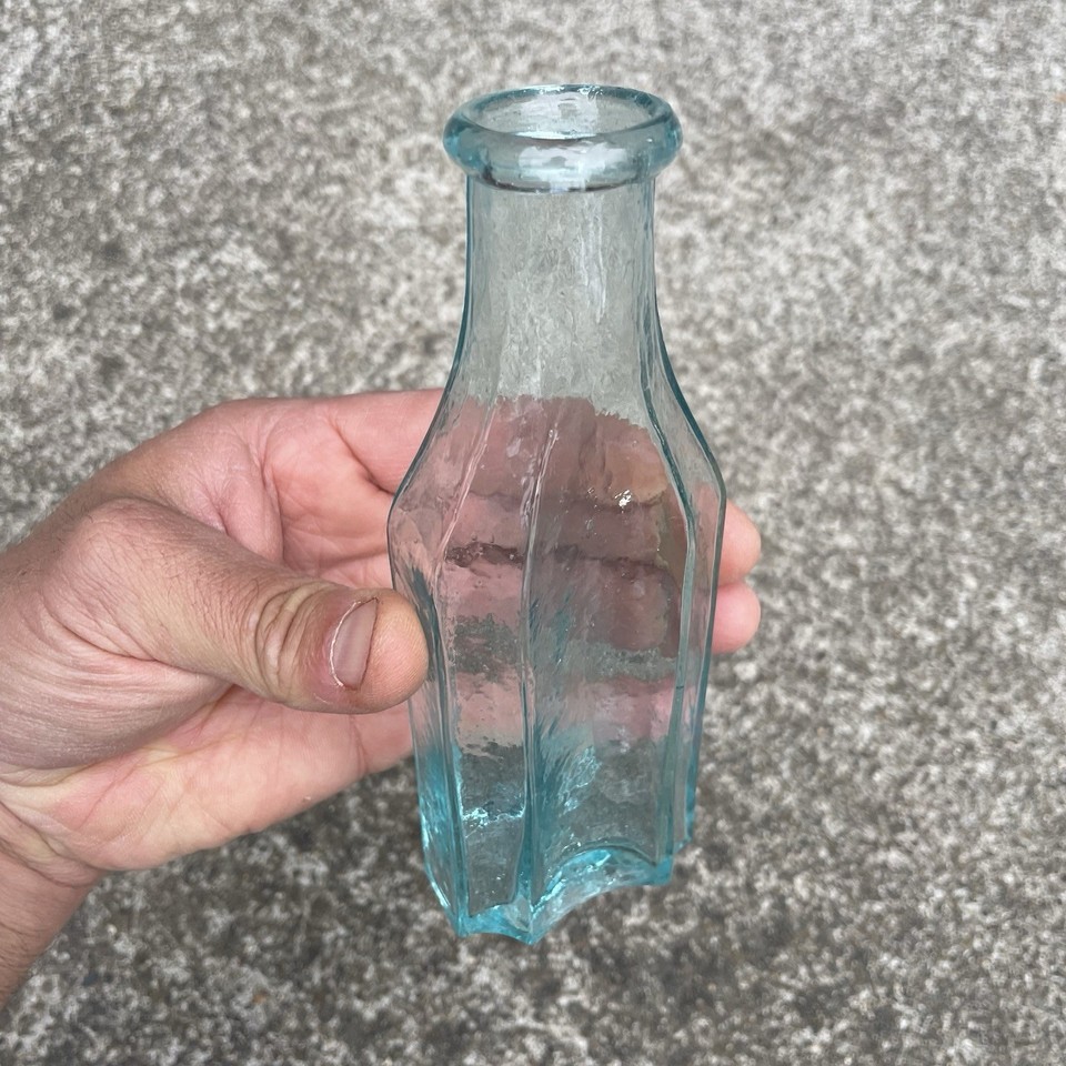 Vtg Hinge Mold Deep Blue Aqua Whittled Western Spice Bottle Applied Top ...