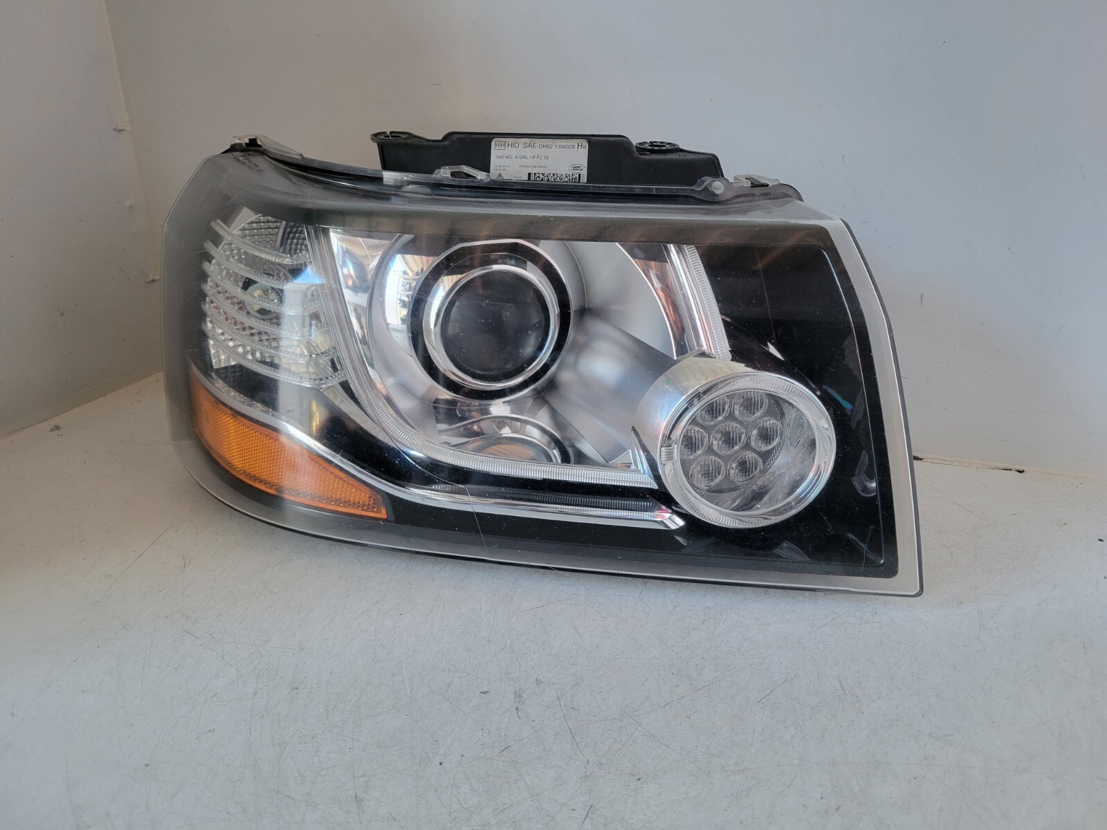 2013-2015 Land Rover LR2 Right Passengers Side Xenon Headlight DH52 ...