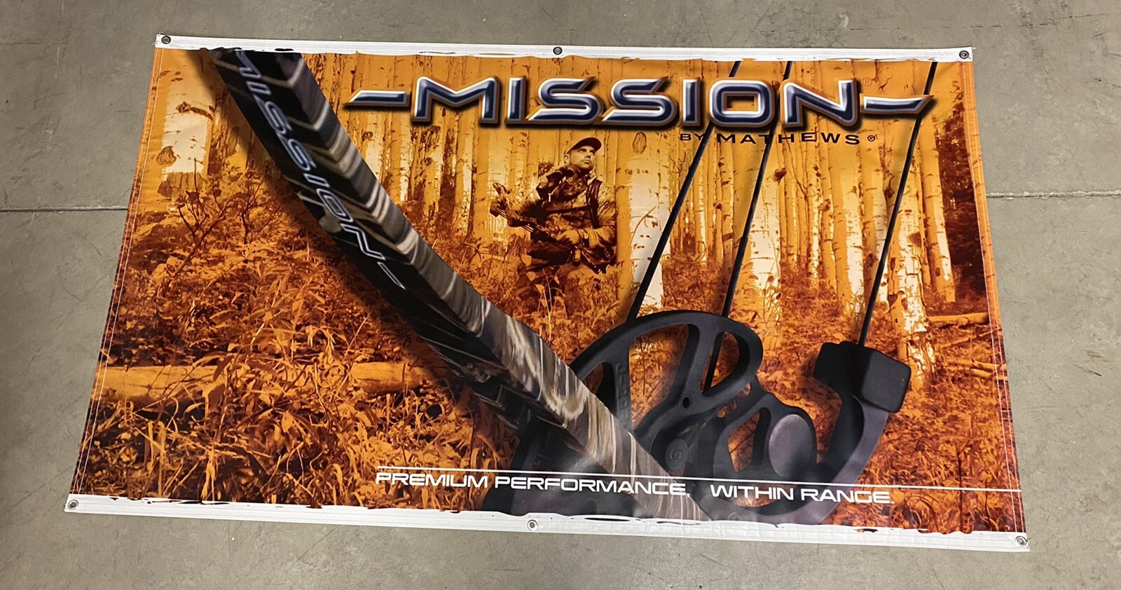 MISSION BY MATHEWS CROSSBOWS COMPOUND ARCHERY BANNER #BB108 | eBay