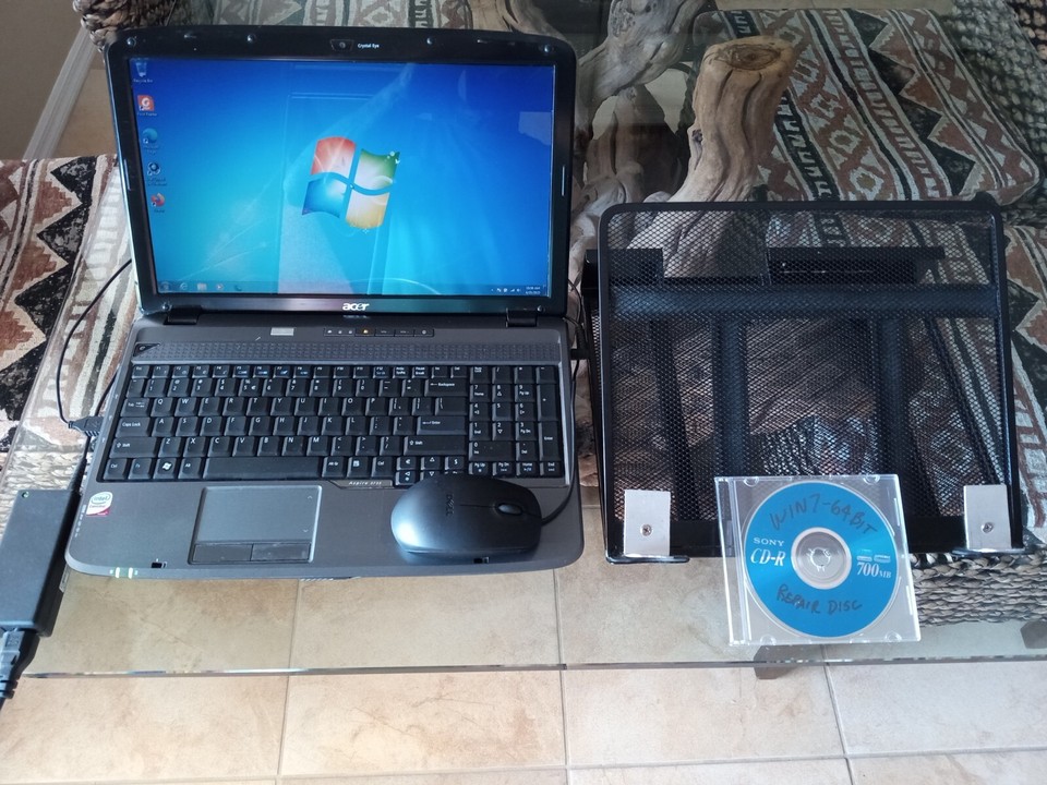 Acer Aspire 5735 Laptop 15.6"-Dual 2.0GHz CPU, 300GB HDD, 4GB RAM, CD ...