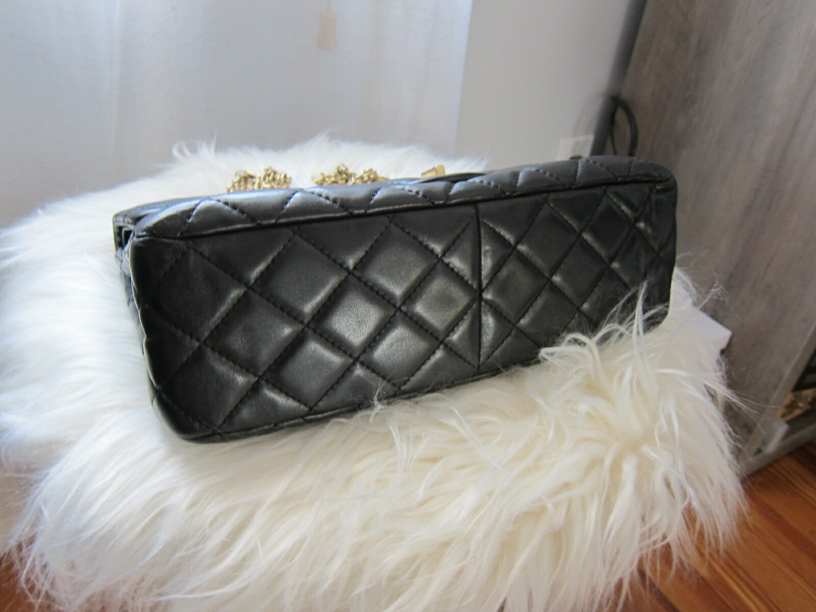 Authentic CHANEL Limited Edition Paris Shanghai Colle… - Gem