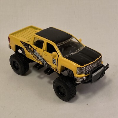 Maisto 4x4 2014 Chevy Silverado 1500 Z71 OFFROAD Truck Yellow & Black ...