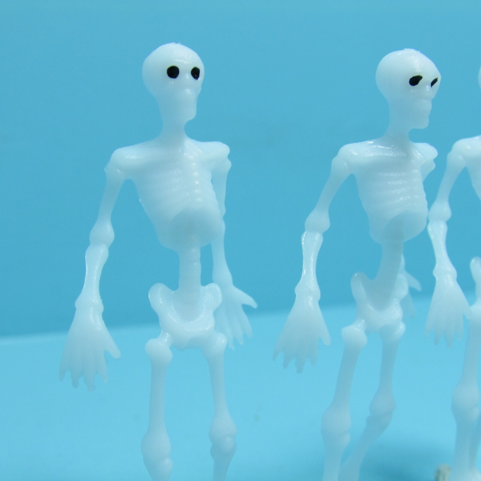 Dollhouse Miniature Halloween Plastic Skeleton Decoration Set of 3 ...