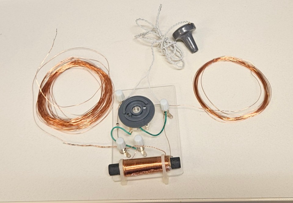 DIY NEW AM Crystal Radio Kit - Electronics Project Assembly Required | eBay