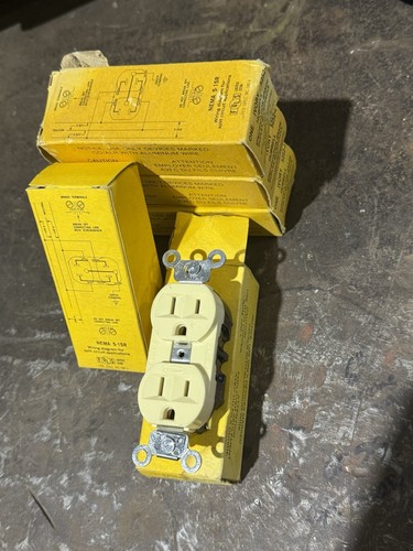 Qty (5) NEW Hubbell HBL5252 HBL5252I 15A Duplex Receptacle 125VAC 5-15R ...