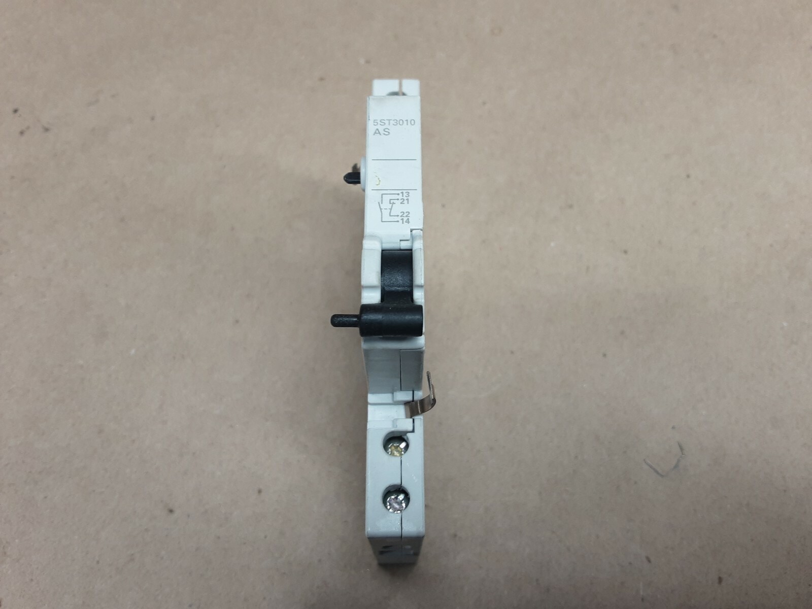 SIEMENS AUXILIARY CIRCUIT SWITCH 5ST3010 AS #11H50 | eBay