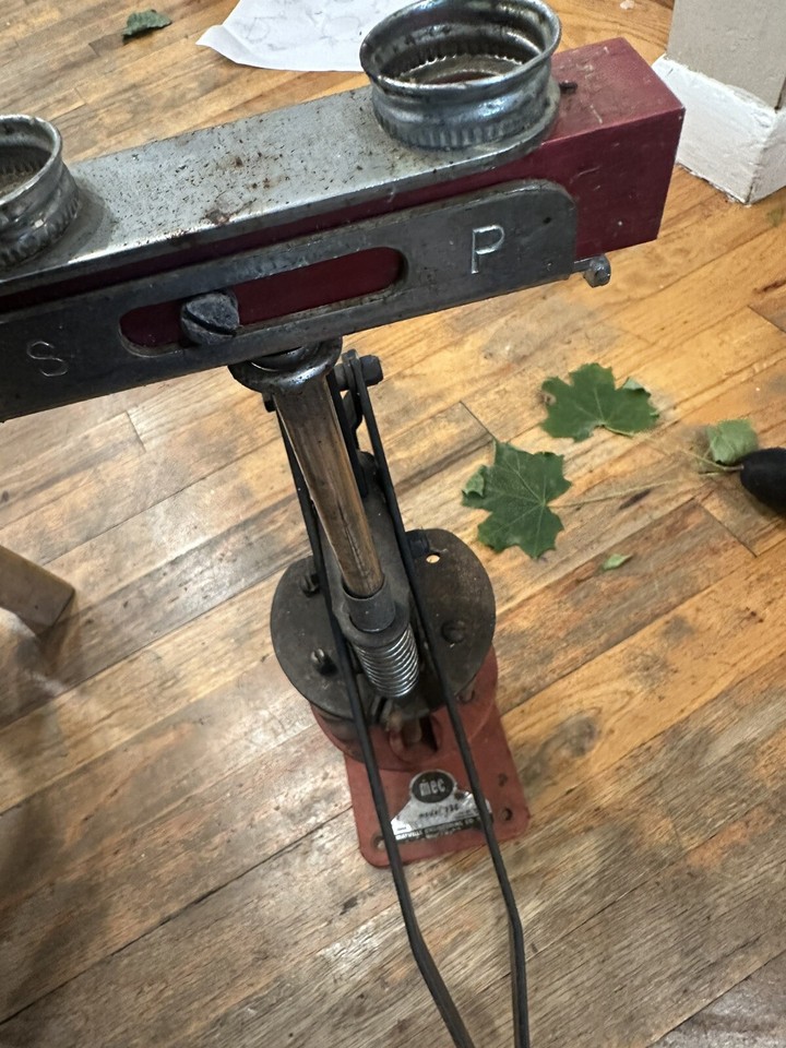 MEC 250 12 Gauge Shotgun Reloader Ammo Press Reloading press great cond ...