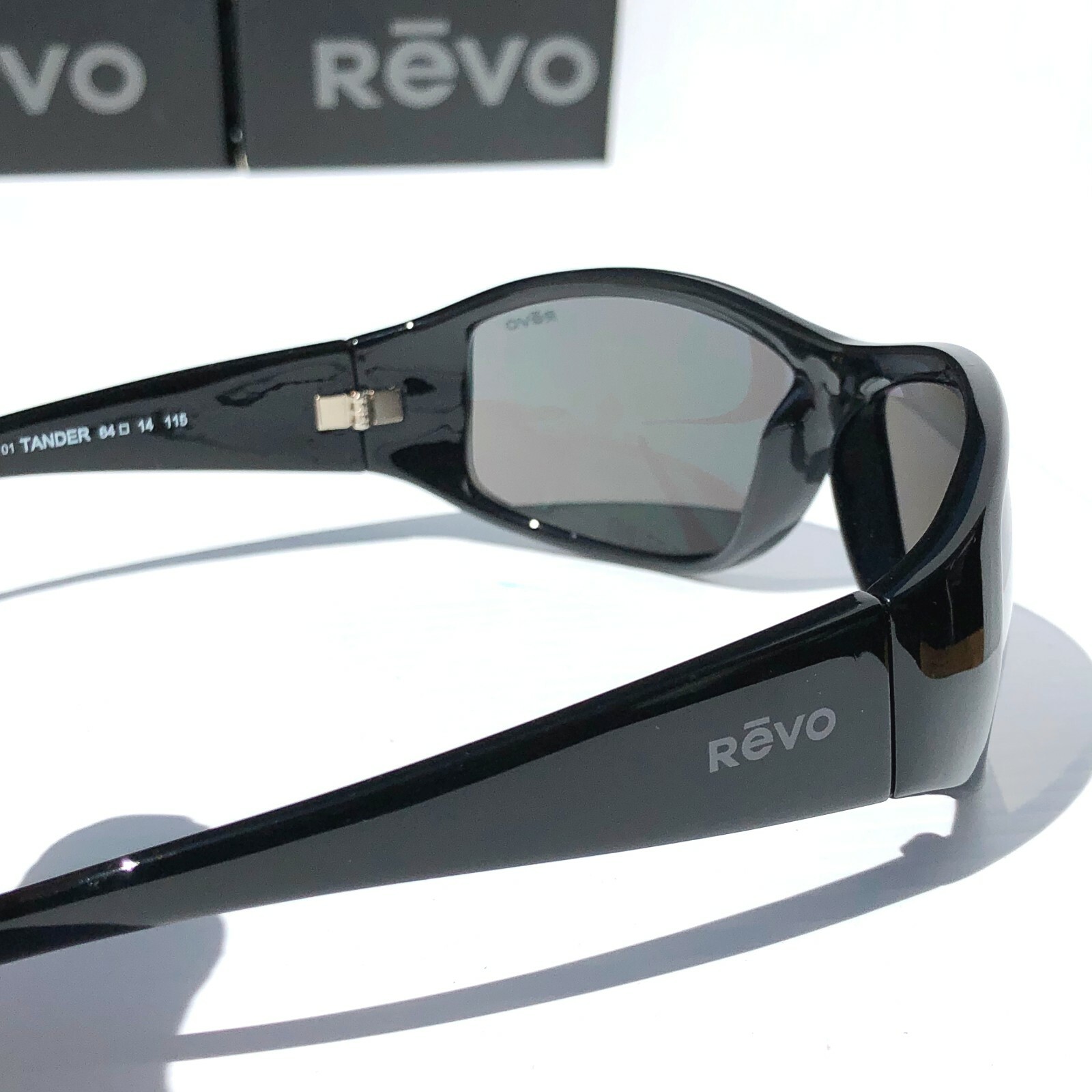 NEW* REVO TANDER Black w POLARIZED Gray Graphite Sunglass 5014 01 GY | eBay