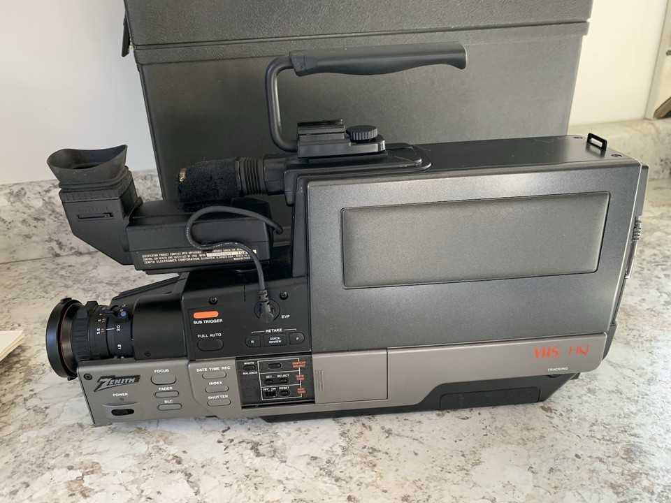 Vintage Zenith Full-Size VHS Camcorder VM7050 Cords Manual Accessorys ...