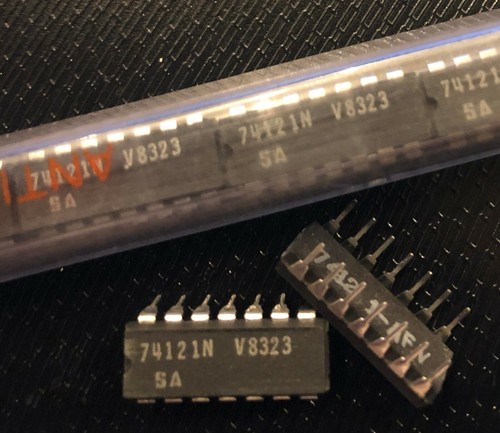 SIGNETICS N74121N 74121N Monostable Multivibrator 1-Func TTL PDIP14 NEW ...