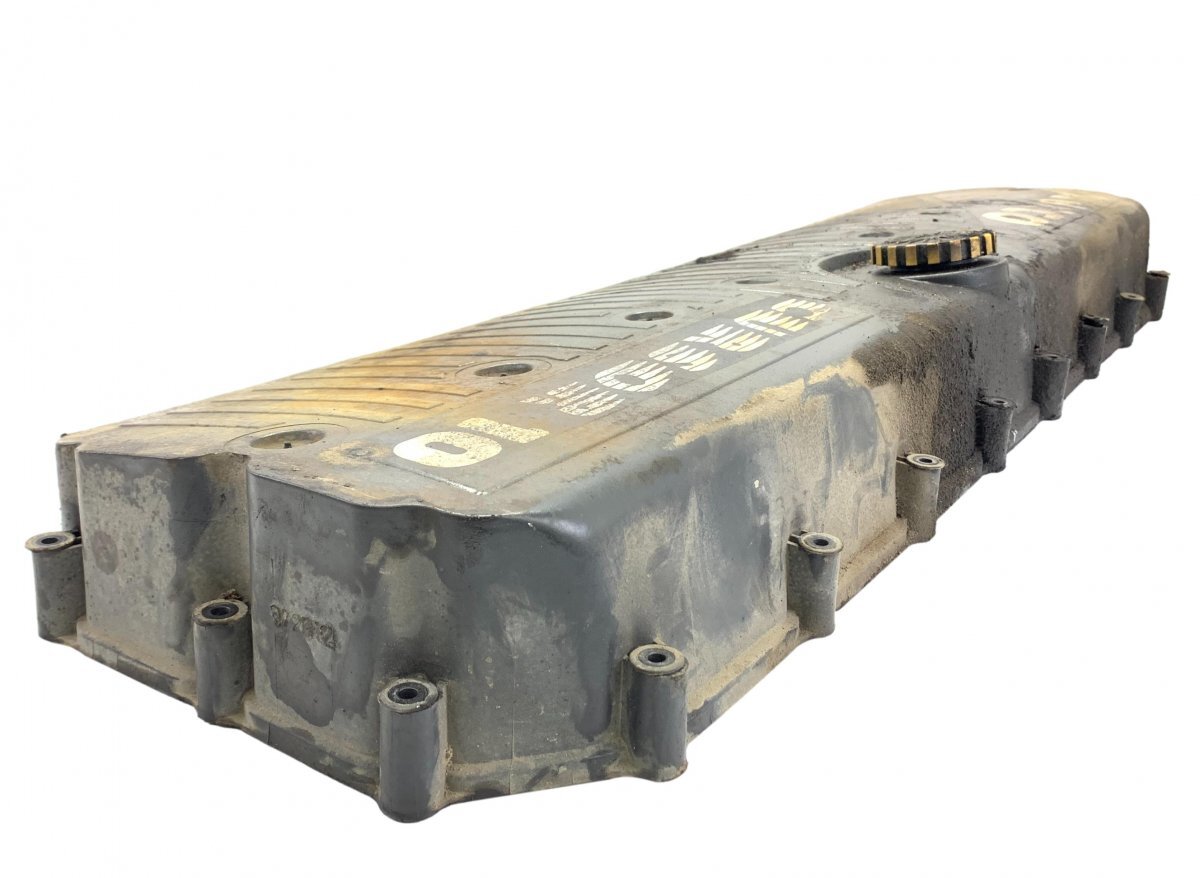 500323058 5801888406 Cylinder Head Cover For Iveco Stralis Truck Lorry ...