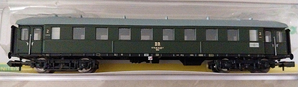 Minitrix 15761 N Scale Fast Train 4 Passenger Car Set Limited Edition ...