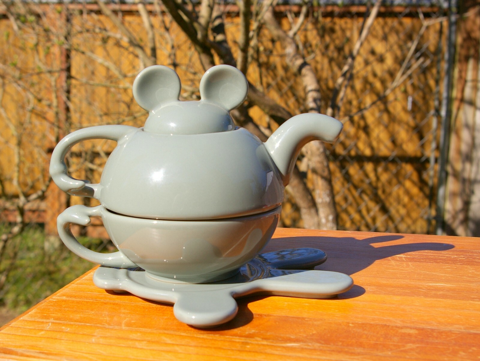 Walt Disney Mickey Mouse Sage Green Tea Pot Mug Plate Stacking Set 5 5/ ...