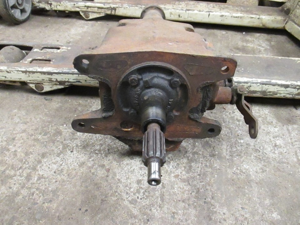 CHEVROLET 235 STRAIGHT SIX 3 SPEED GEARBOX TRANSMISSION | eBay UK