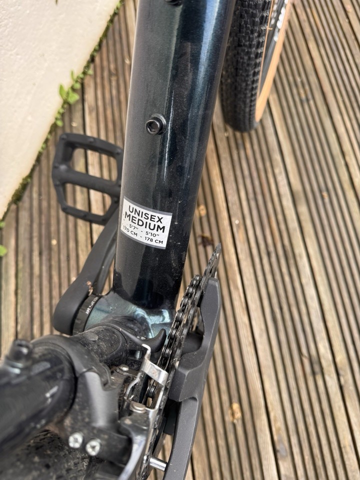 Pinnacle Arkose 2, less than a year old lightly used. Great all-round ...