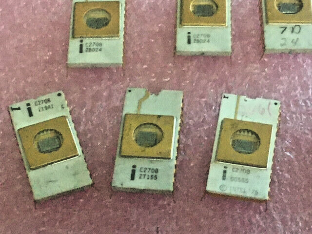 Collectable Vintage Computer Chip Gold & White Ceramic intel C2708 ...