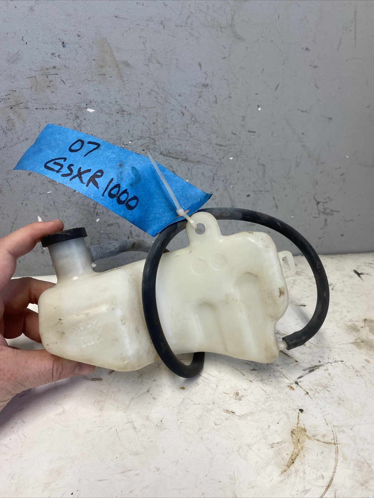 2007 2008 SUZUKI GSXR 1000 OEM COOLANT WATER TANK RESERVOIR BOTTLE dg ...