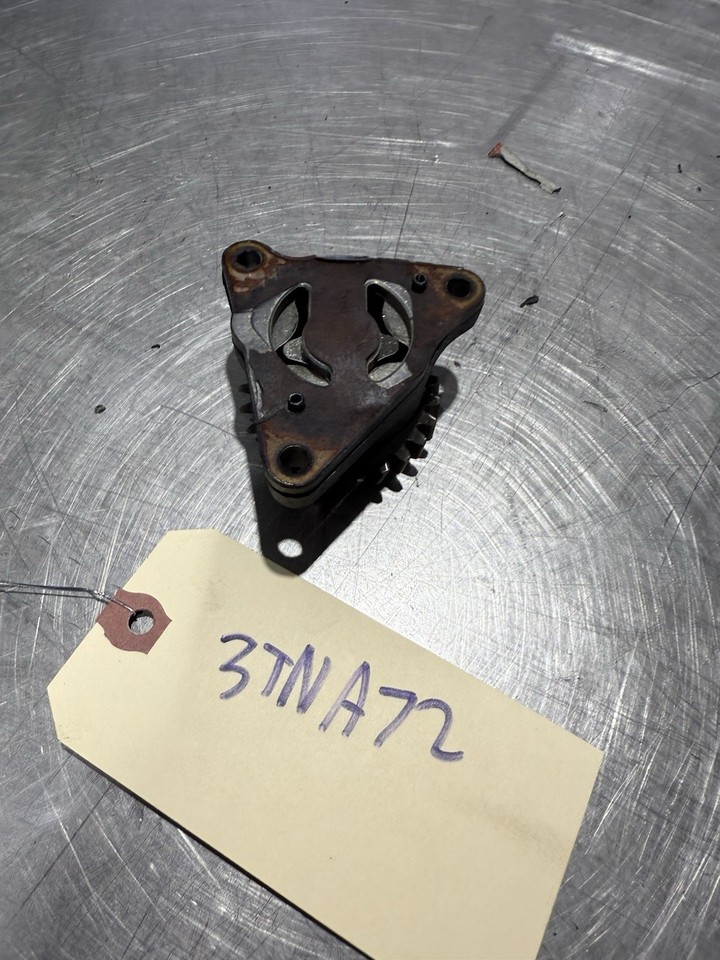 John Deere F925 Yanmar 3TNA72UJ Diesel Engine Oil Pump | eBay