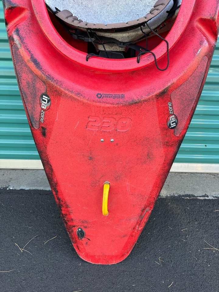 #2601 Kayak Pyranha InaZone 230 | eBay