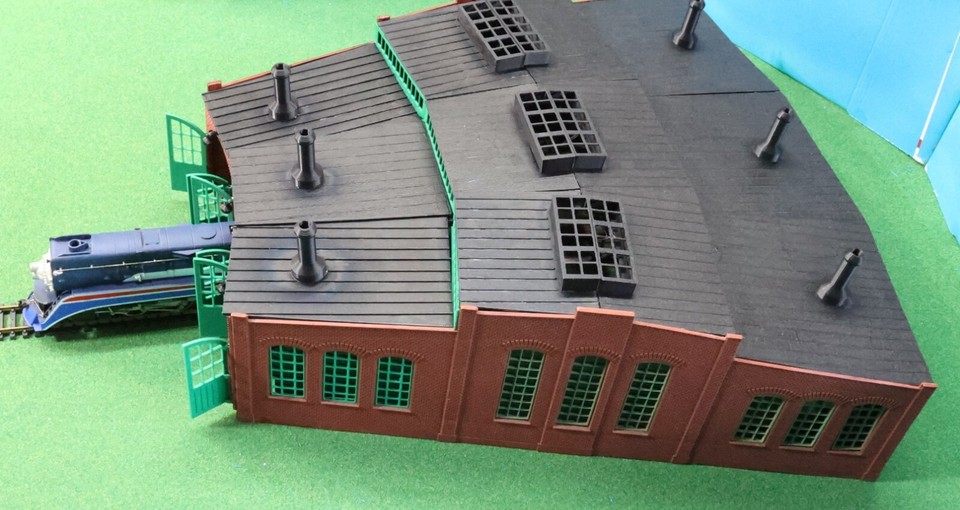 HO Scale Built-Up 3 Stall Engine Shed Roundhouse Building | eBay