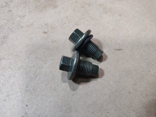 Pair (2), LR073675 Oil Drain Plug - 2.0L Petrol Diesel, Discovery 5 ...