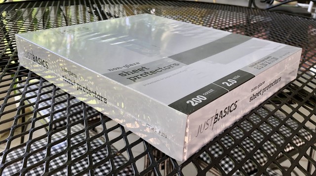 Just Basics Non-glare Sheet Protectors 200 Count Fits 8 1/2 X 11 Letter ...