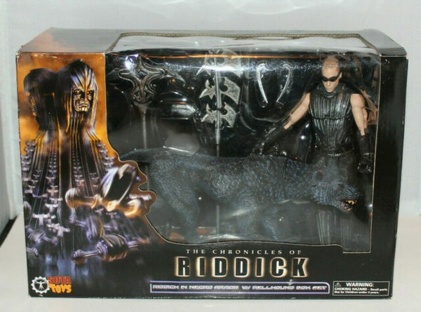 Chronicles of Riddick in Necro Armor W/ Hellhound Boxed Set SOTA Toys ...