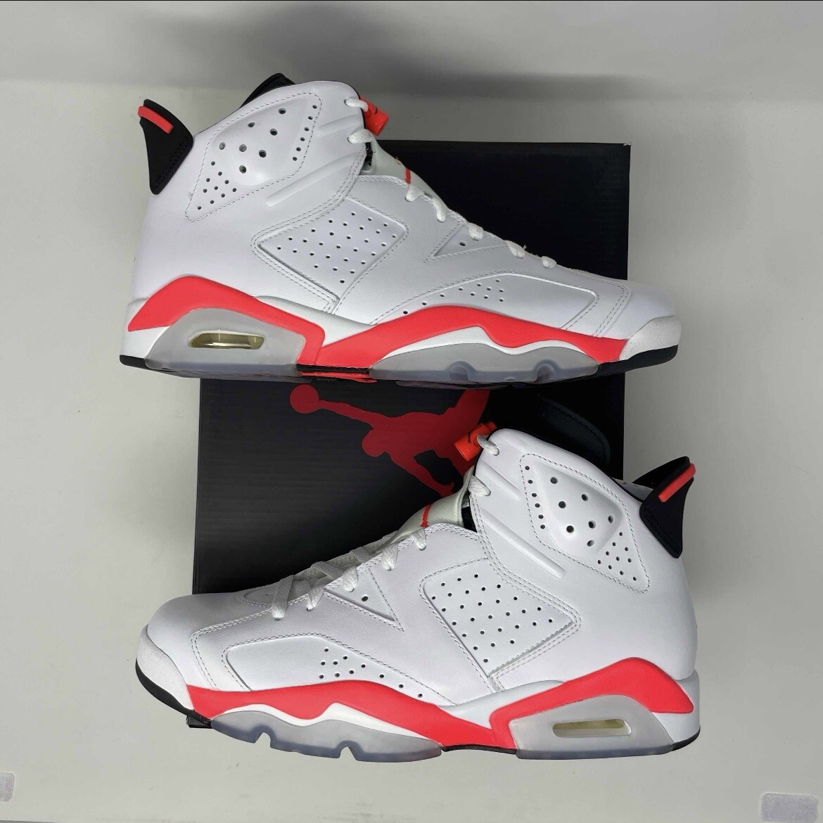 Retro 6 Infrared White