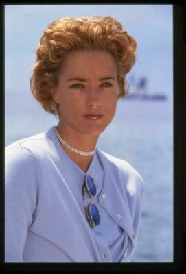 Tea Leoni Vintage Portrait Photo Shoot by ocean Original 35mm ...