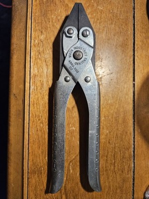 MAUN Parallel Action Pliers 4860-200 Flat Nose Pliers Serrated Jaws ...