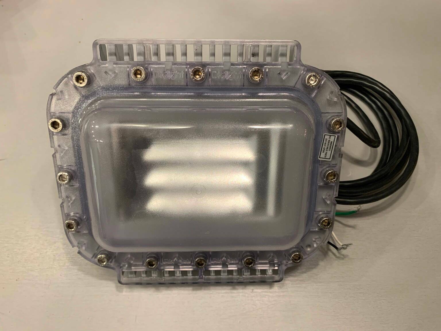 SafeSite LED Area Light NEMA 4X CLASS 2 CW 7000LM LED DIALIGHT HZFFC2N ...