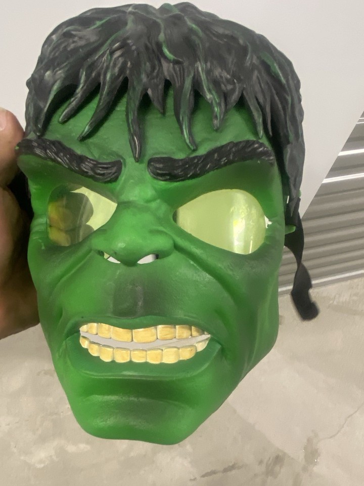 2008 Incredible Hulk Power Glow Face Mask Hasbro Halloween Costume ...