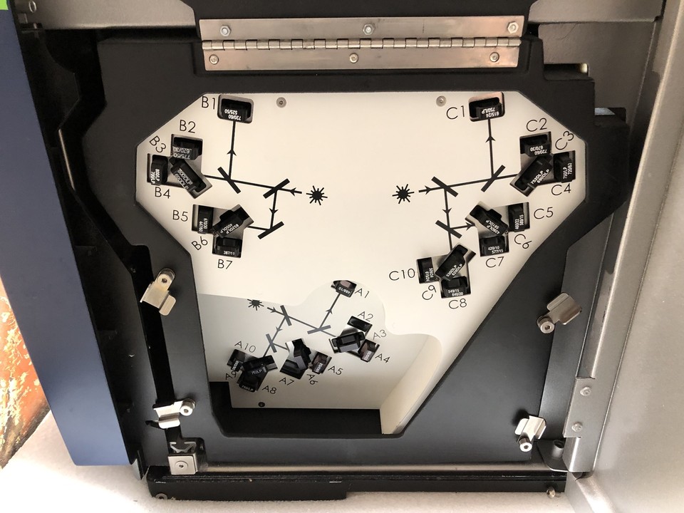 Yeti Cell Analyzer Propel Labs ZE5 Bench Top 4 Laser Fluorescence ...