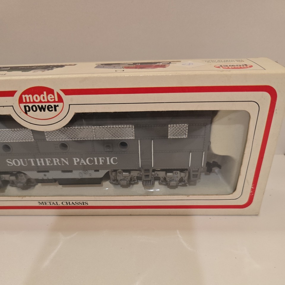 Model Power Metal Chassis Electric Trains F2 LOCOMOTIVE | eBay