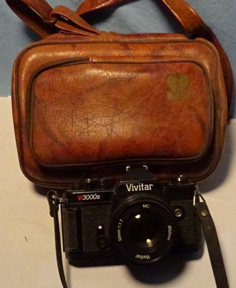 * Vintage - VIVITAR - V3000S - 35mm CAMERA w 50mm LENS & CASE - NO ...