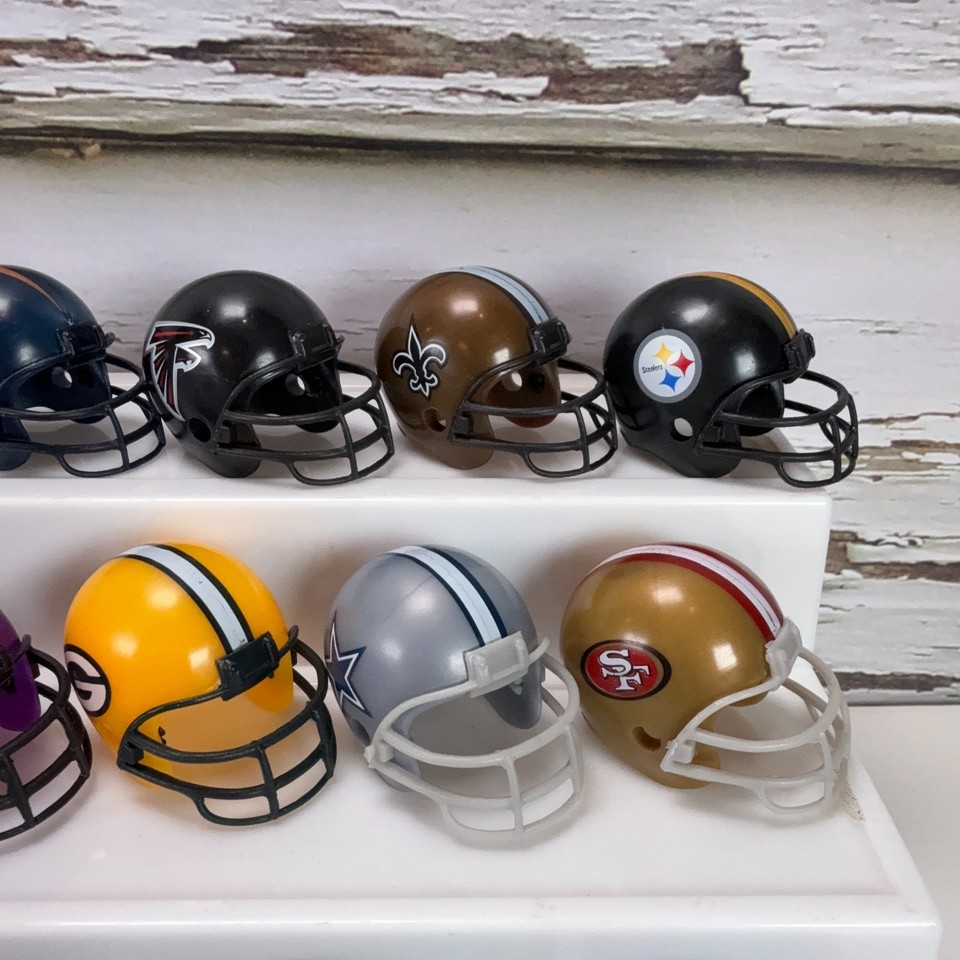 Lot of 32 NFL Mini Football Helmets Gumball Miniature Complete Set 2015 ...